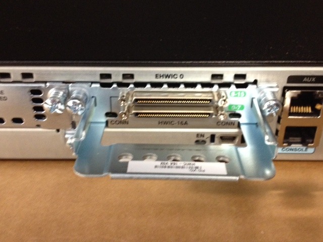 Cisco HWIC-16A giá rẻ nhất chính hãng được bán tại ciscoshop.vn